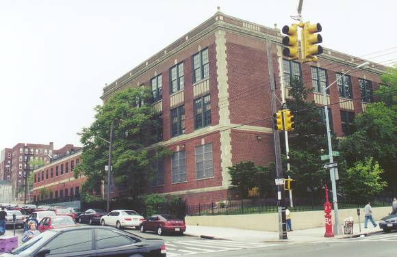 Jeff's Streetlights & Highways Site Photo Gallery: 63rd Drive & Booth St